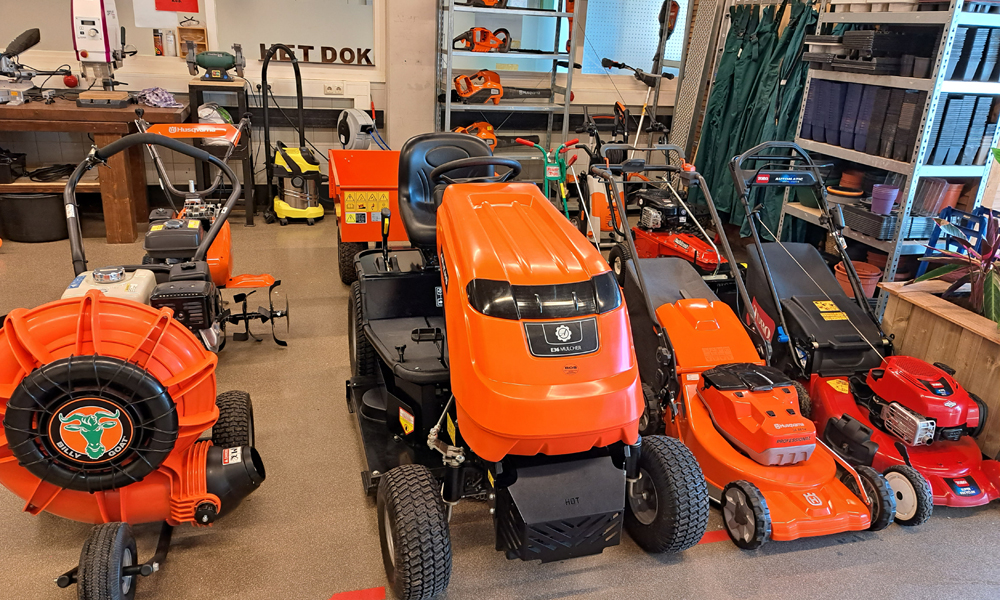 VSO Het Dok - Plant dier en buitenwerk | Japanse Koi | Interkoi